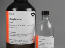 Lösemittel, Chemikalien & Hilfsmittel | Kremer Pigmente Online Shop